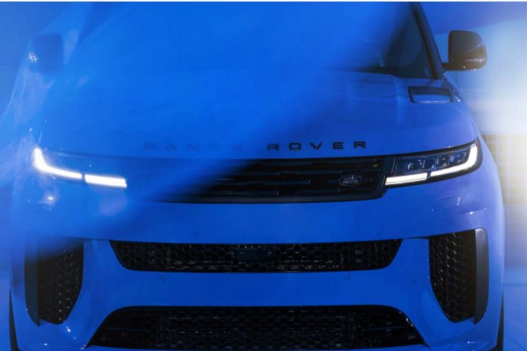 Motore V8 biturbo e design mostruoso, la nuova Range Rover rapisce ...